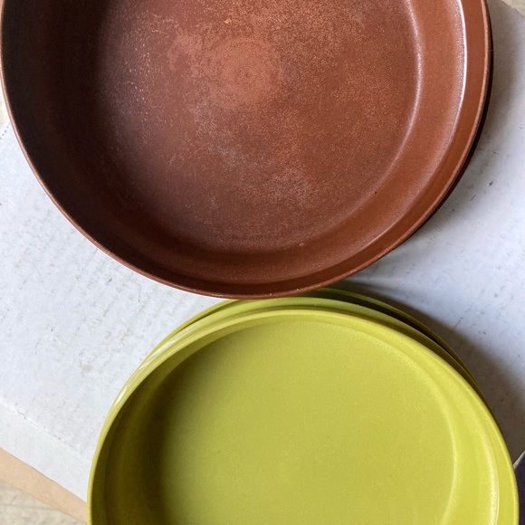 Tupperware | Dining | Tupperware Seal N Serve | Poshmark